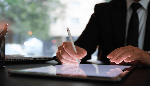 How to Reduce Paperwork and Save Time with Online Contracts