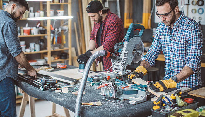 Small Manufacturing Business 101: Challenges of Running a Manufacturing ...