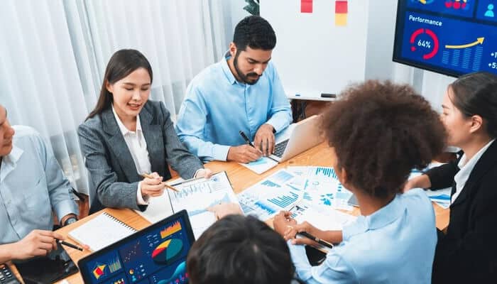 Building and Training an Outbound Sales Team: Best Practices