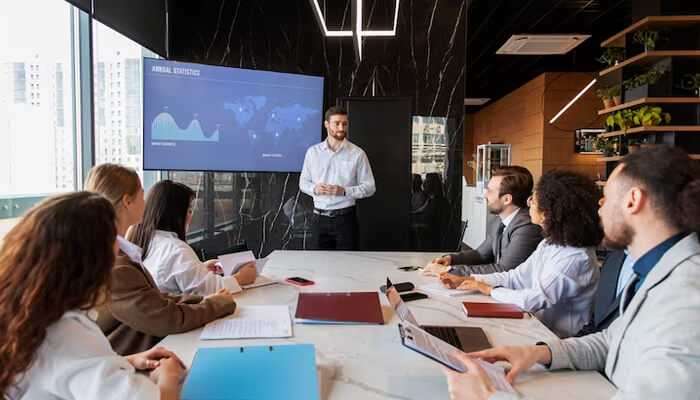 Stop Giving Boring Presentations And Start Engaging Your Audience With These 6 Presentation Hacks