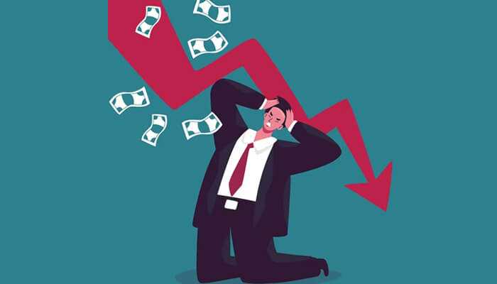 Overwhelmed by Debt? Here’s How You Can Survive [INFOGRAPHIC]